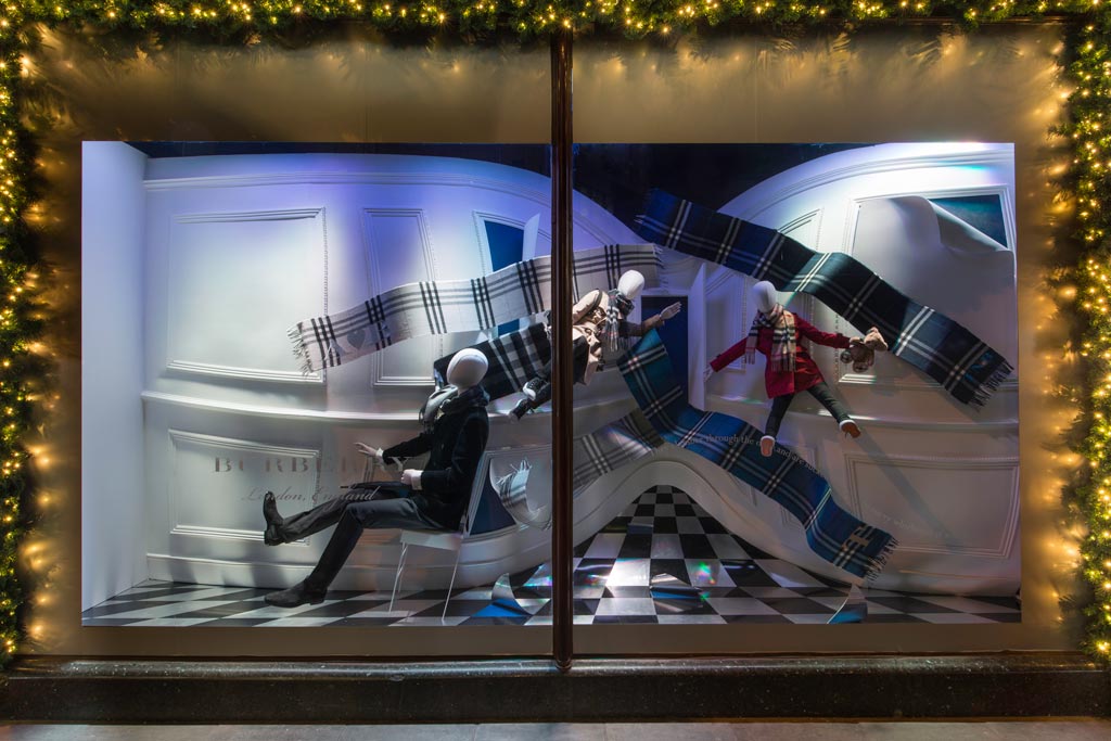 Burberry Christmas Takeover- Harrods - 3D Eye